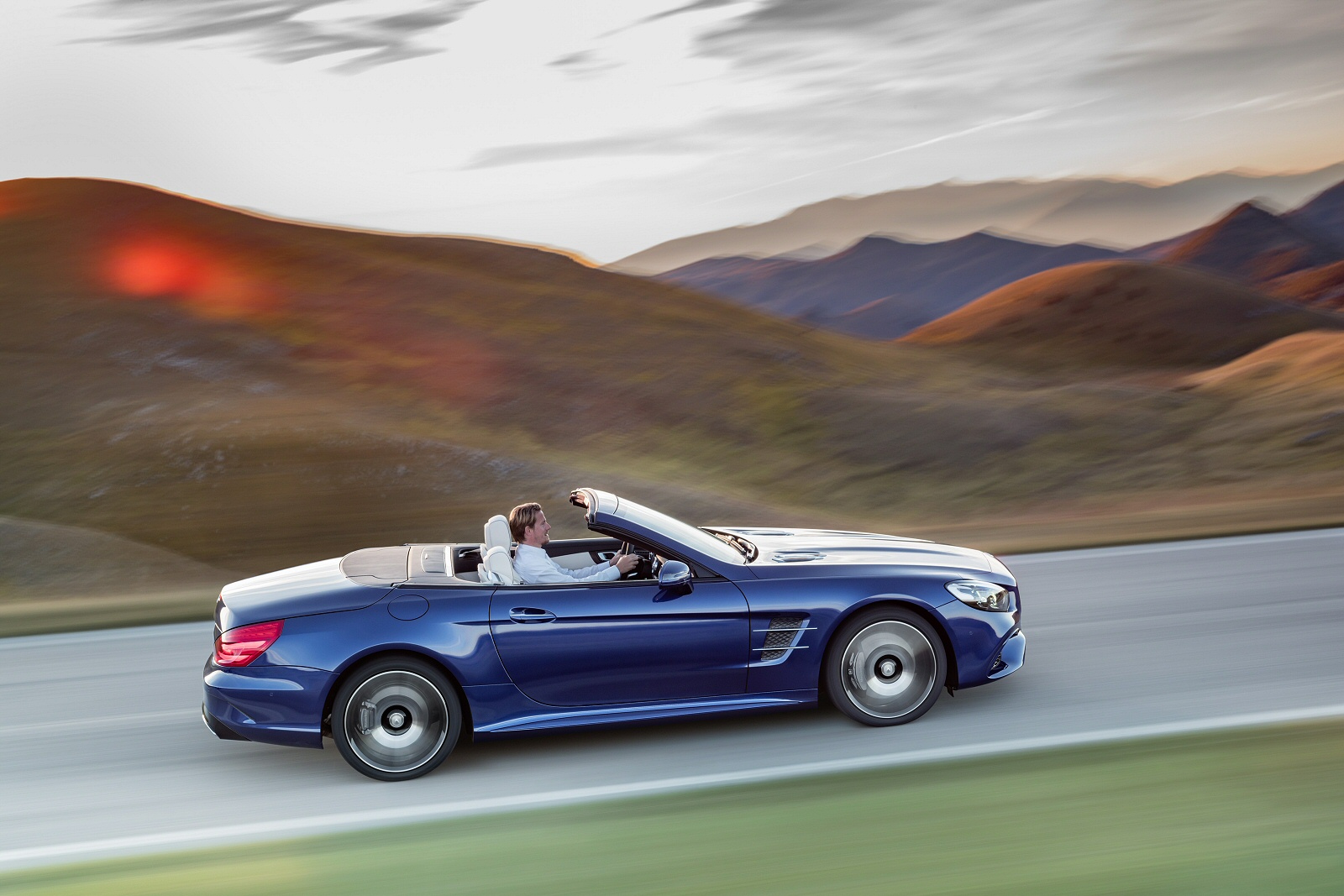 New Mercedes-Benz SL Sl 500 Amg Line 2Dr 9G-Tronic Petrol Convertible ...