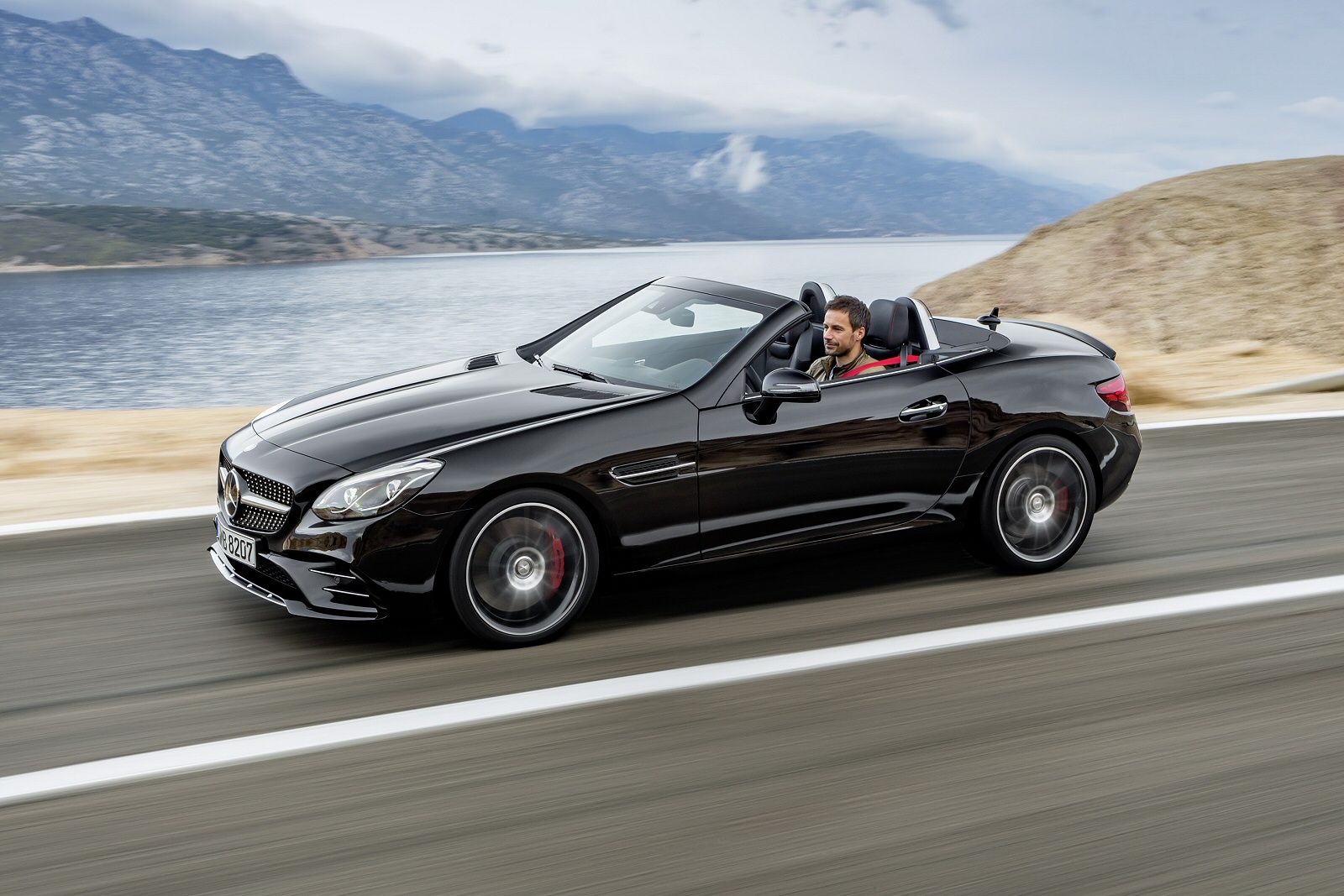 New Mercedes-Benz SLC Slc 200 Amg Line 2Dr 9G-Tronic Petrol Roadster ...