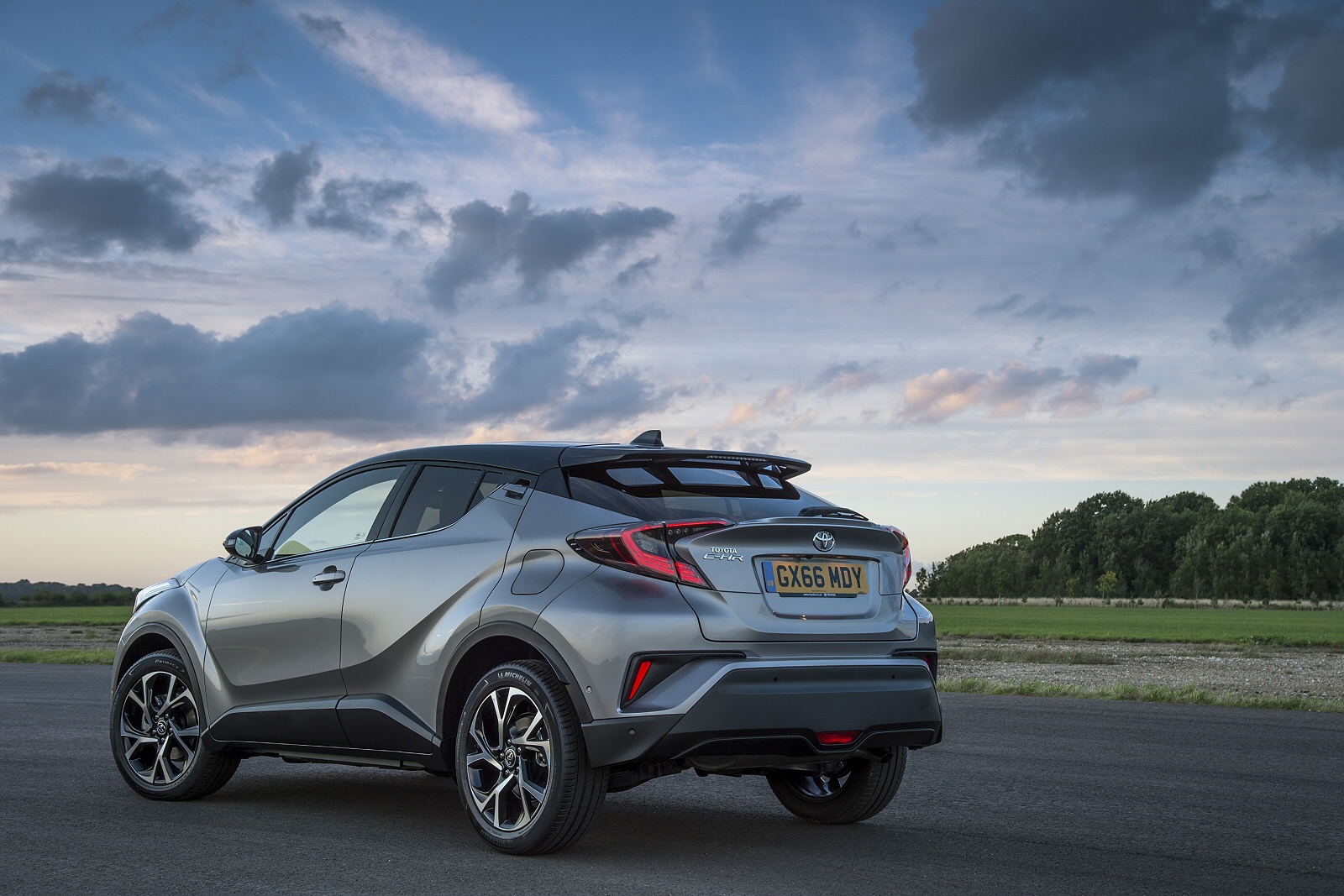 New Toyota C-HR 1.8 Hybrid Dynamic 5Dr Cvt Hybrid Hatchback for Sale ...